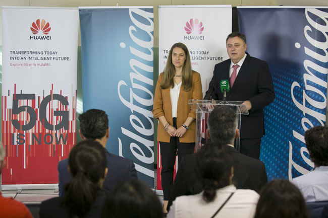 Telefónica, con Huawei, realiza la 1ª videollamada internacional entre ...